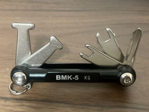 【レビュー】電気屋の必需品！DENSANの盤用マルチキーBMK-5 | 電気屋の気まぐれ忘備録